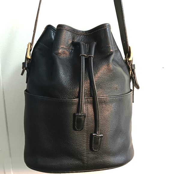 Coach | Bags | Vintage Coach Drawstring Bucket Handbag Shoulder Bag ...